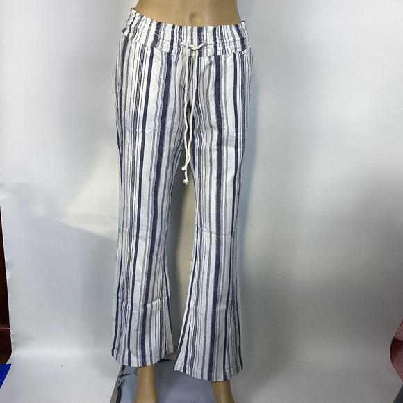 Roxy | Pants & Jumpsuits | Nwt Roxy Oceanside Flared Beach Pants Blue ...